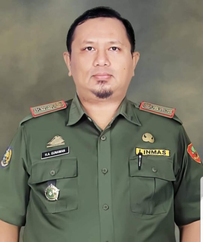 Biografi Singkat dan Rekam Jejak Pengabdian Andi Gunawan - Inpopedia